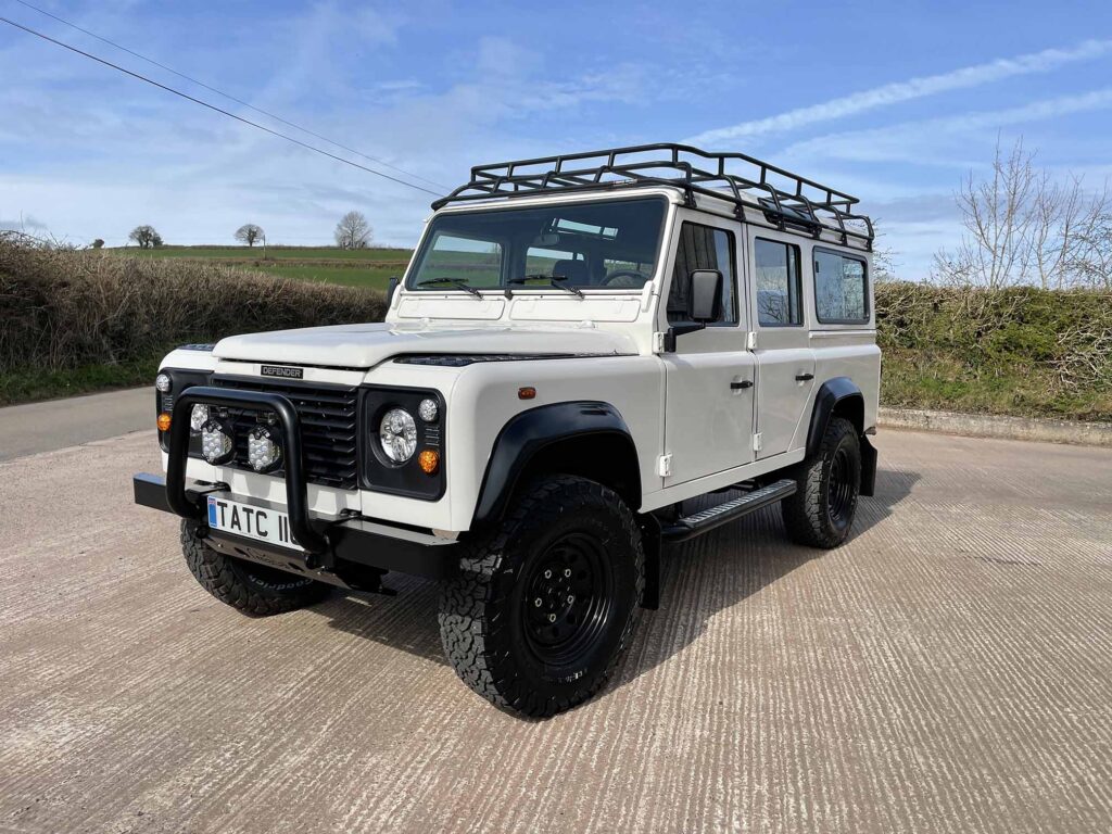 Defender 110 Hard Top Alpine White | Classic Land Rover 4x4