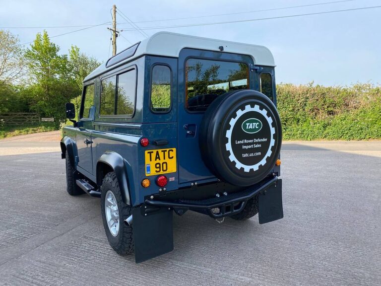 LAND ROVER DEFENDER 90 – HARD TOP STATION WAGON IN ARLES BLUE | TATC