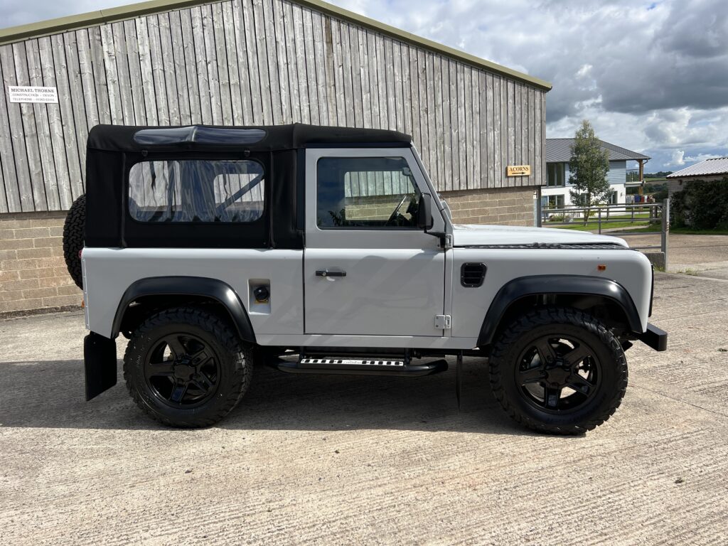 Land Rover Defender 90 Grey | Defender 90 Grey
