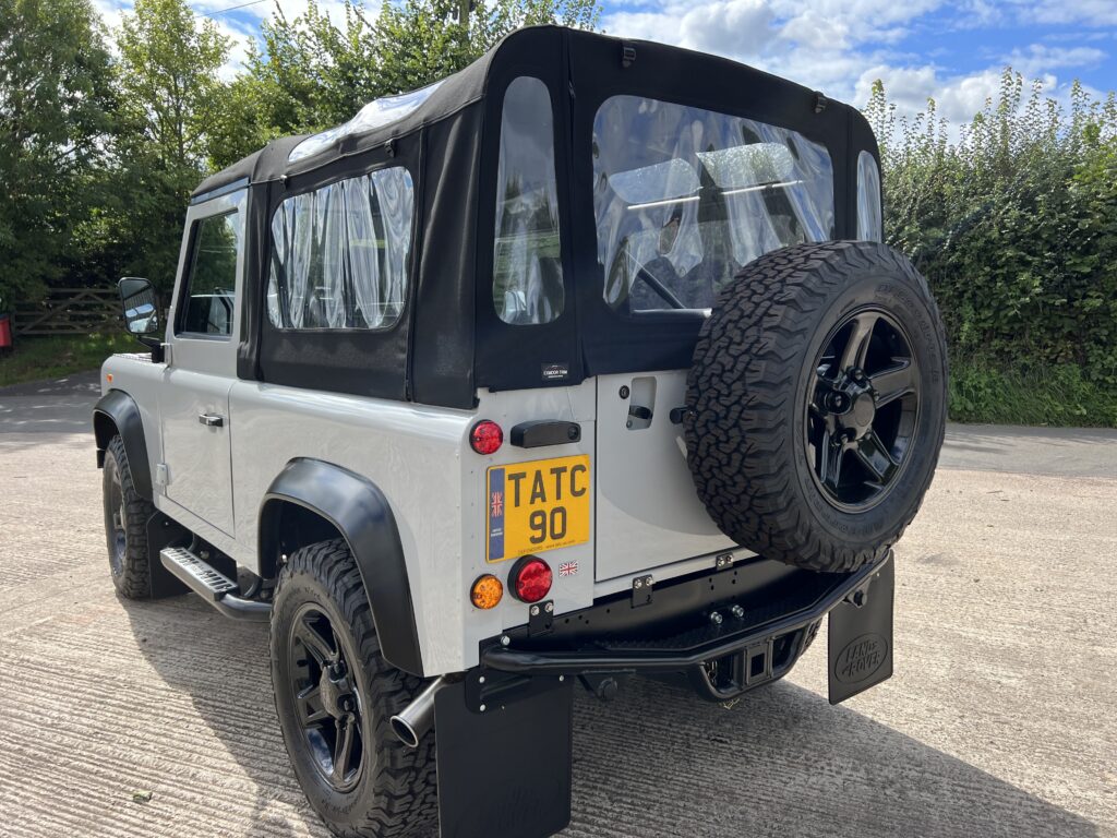 Land Rover Defender 90 Grey | Defender 90 Grey