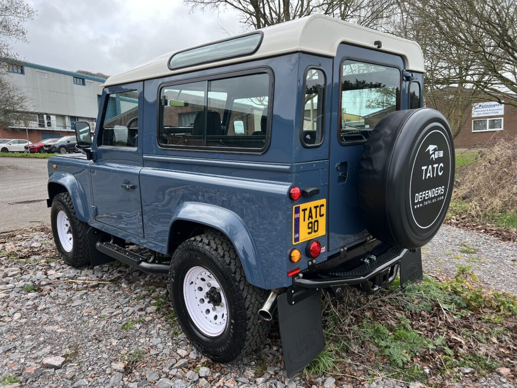Land Rover Defender 90 - Arles Blue | TATC