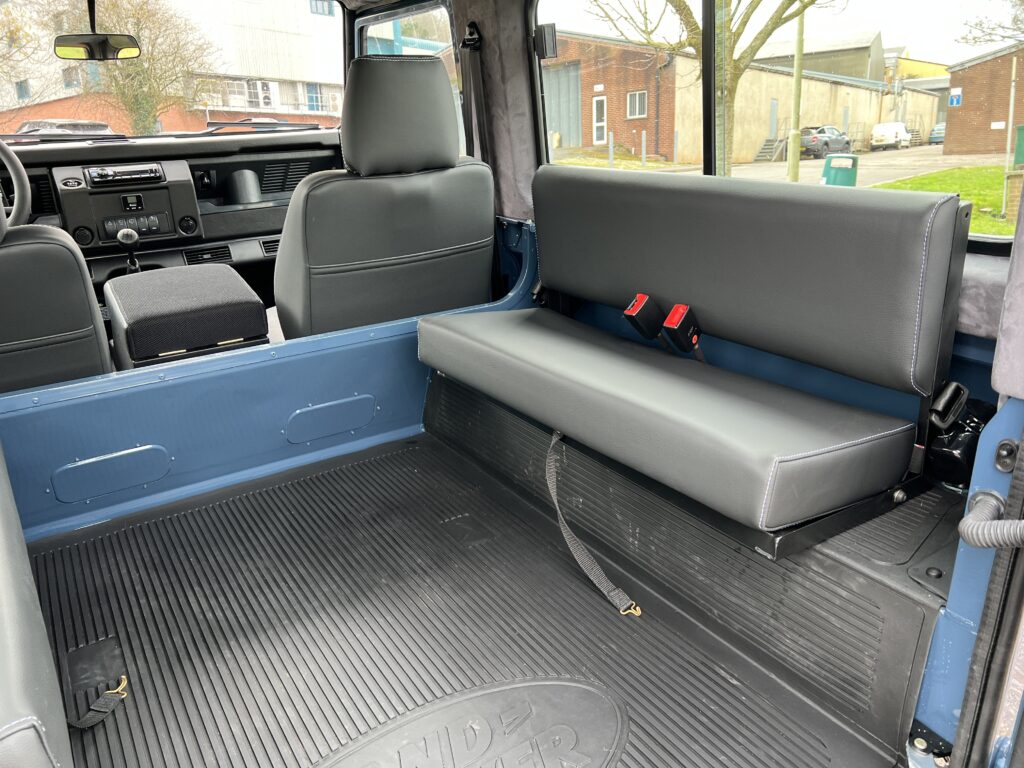 Land Rover Defender 90 - Arles Blue | TATC