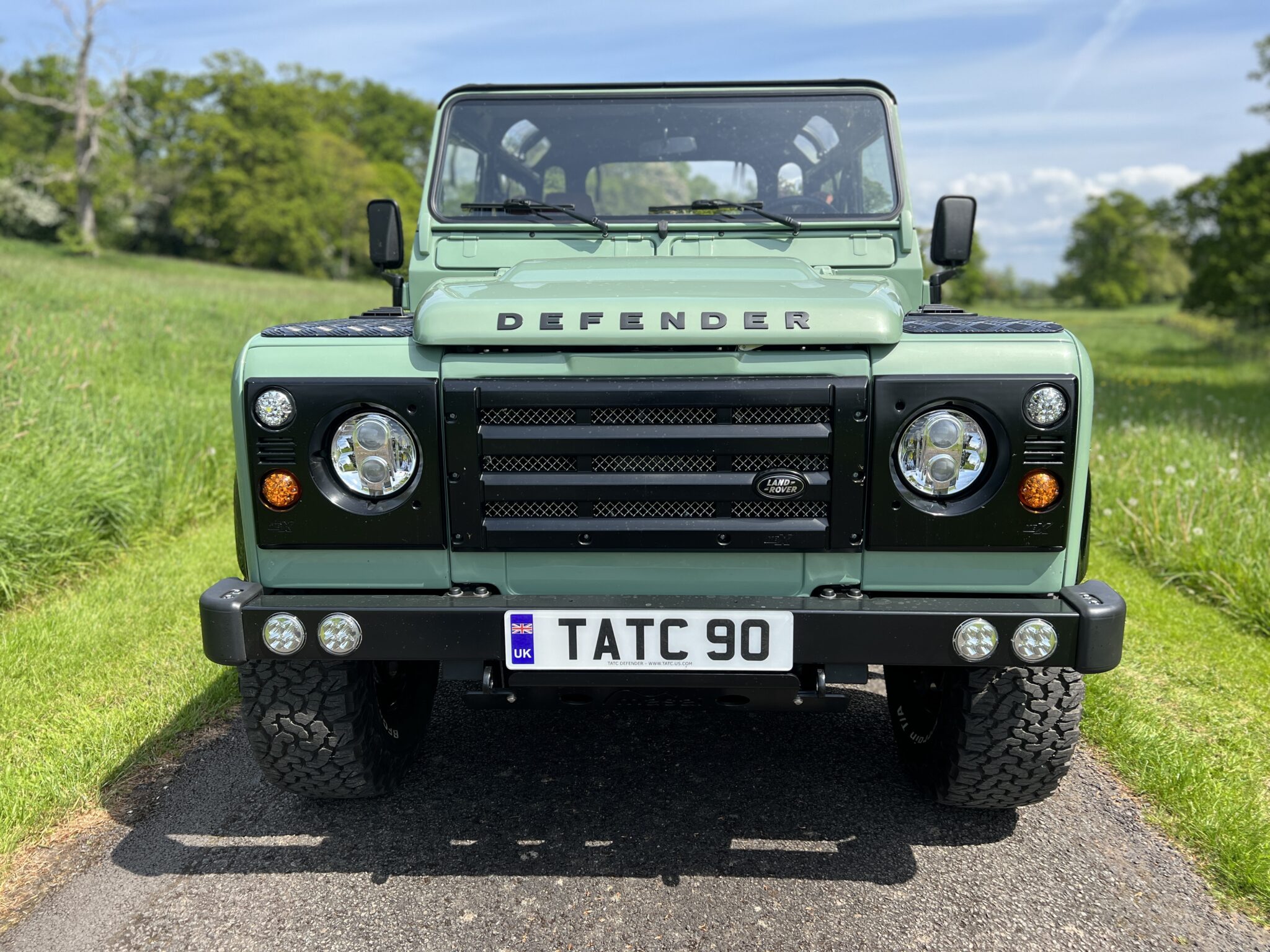 Land Rover Defender 90 Grassmere Green by TATC