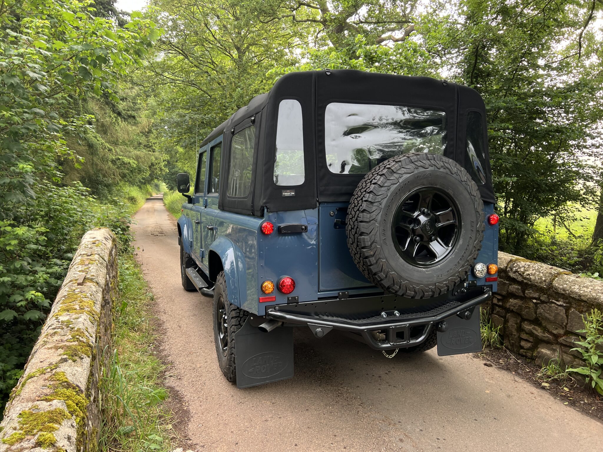 Land Rover Defender Dark Blue | Dark Blue Defender