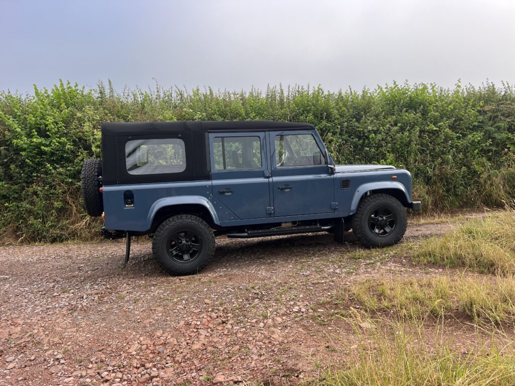 Land Rover Defender Dark Blue | Dark Blue Defender