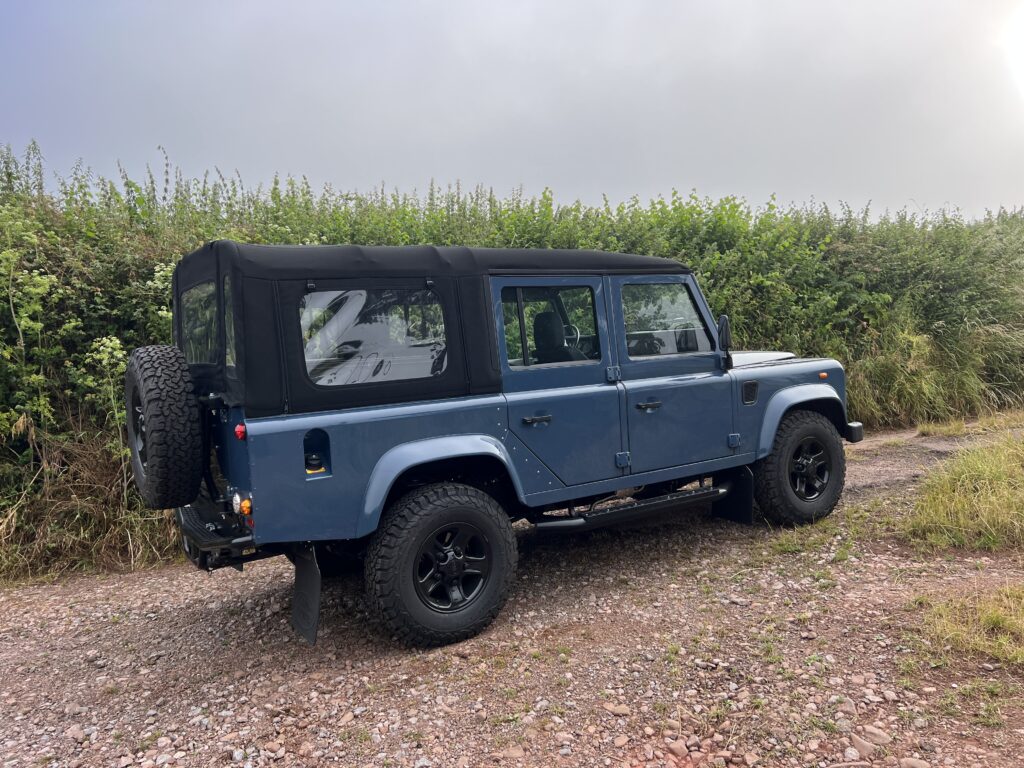 Land Rover Defender Dark Blue | Dark Blue Defender
