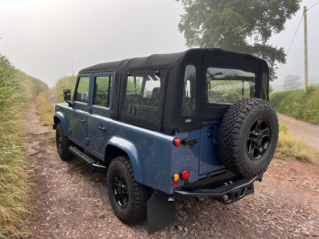 Land Rover Defender Dark Blue | Dark Blue Defender