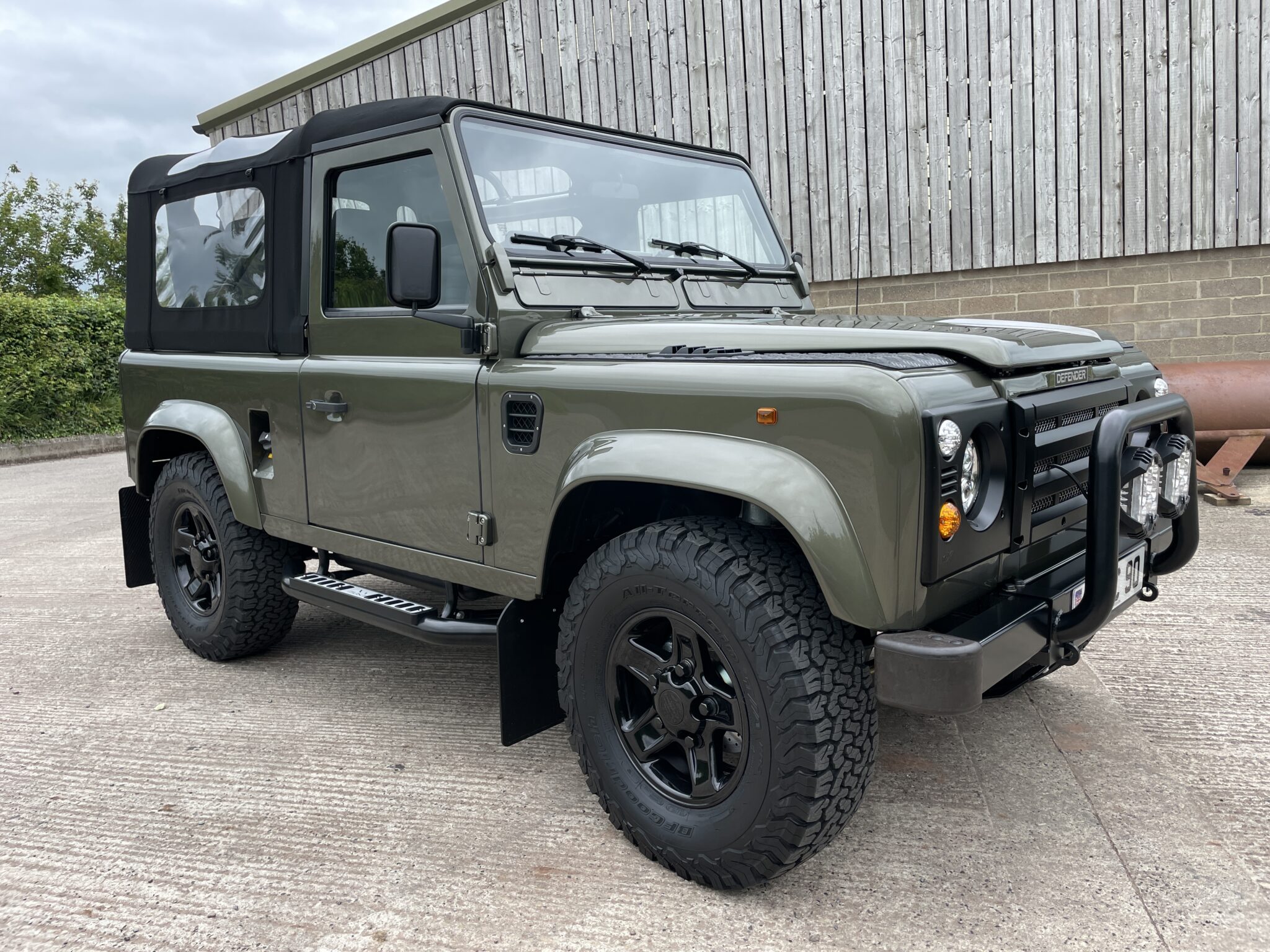 Defender 90 Willow Green For Sale | Classic Land Rover 4x4