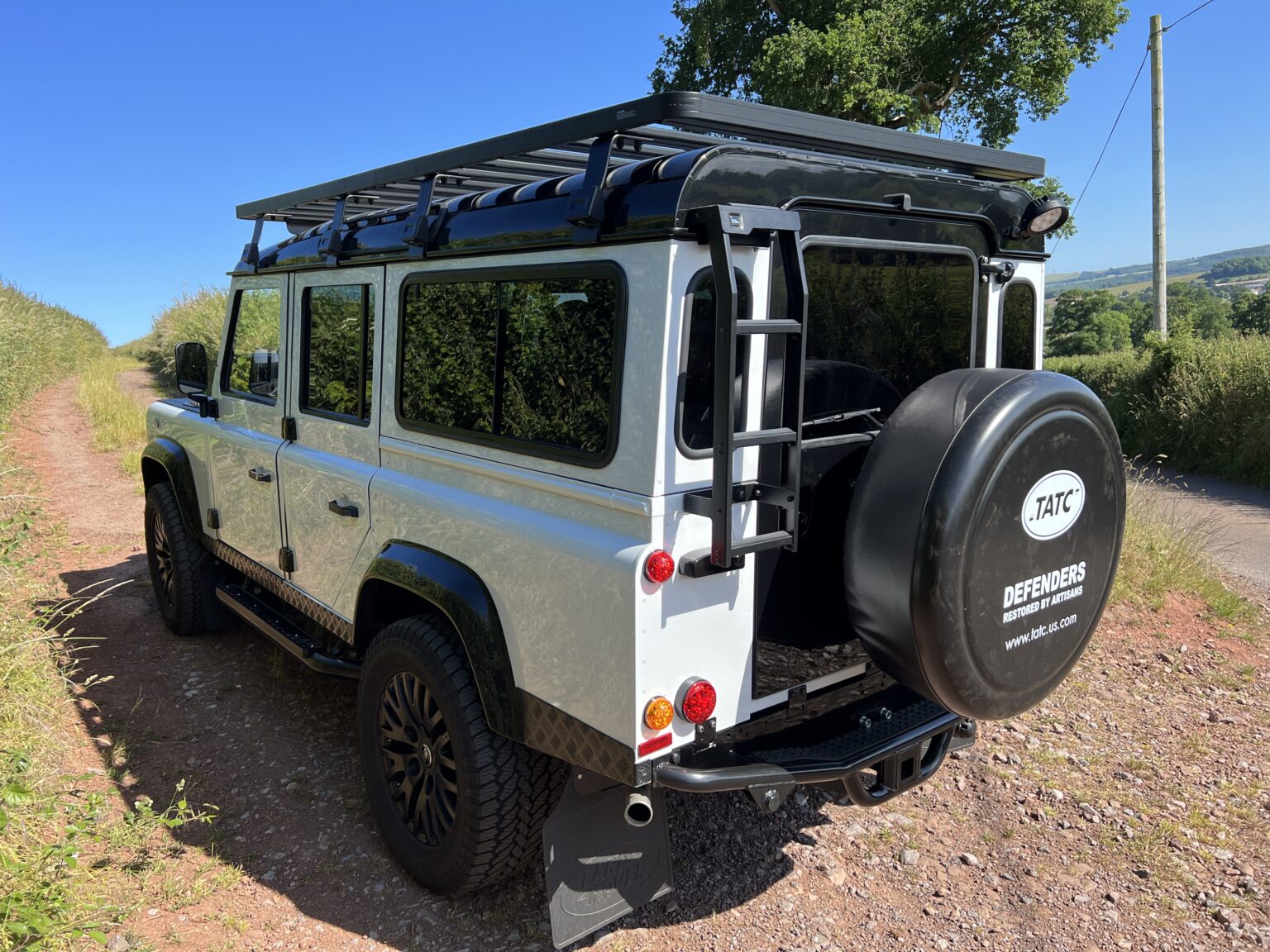 Exterior Customization Ideas For Your Defender 110