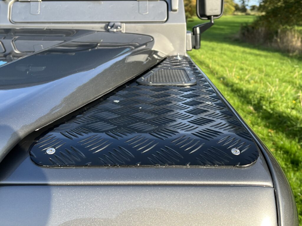 Land Rover Defender 110 - Stornoway Grey | TATC