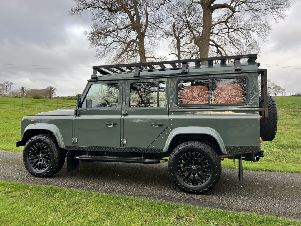 Head to Head: Land Rover Defender vs Ineos Grenadier | TATC