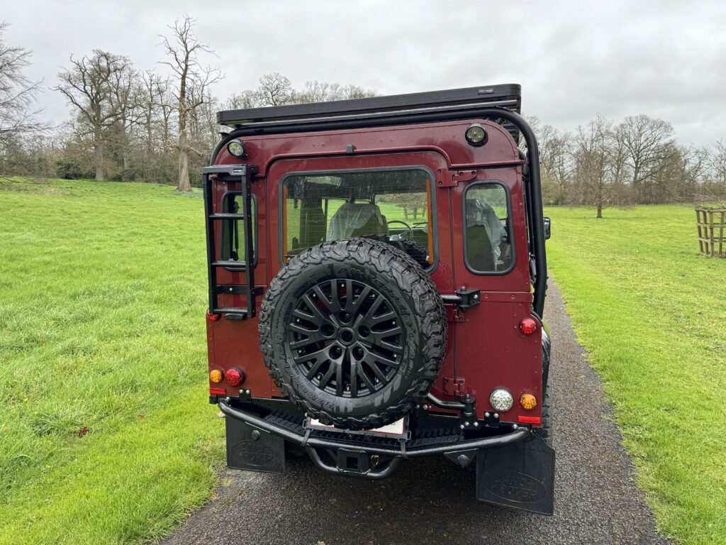 Land Rover Defender 110 | TATC