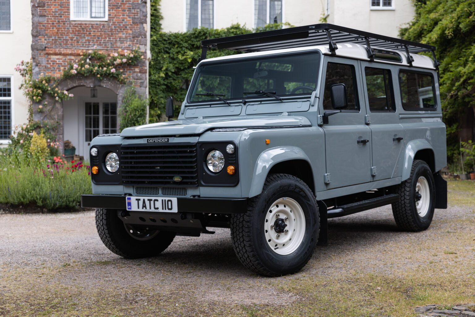 Defender As An Everyday Vehicle | Ruggedness Meets Elegance
