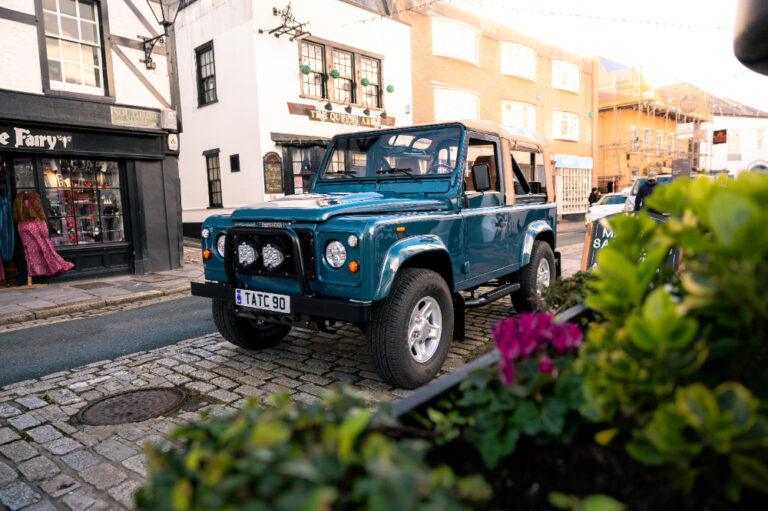 Land Rover Defender 90 - Tasman Blue | TATC